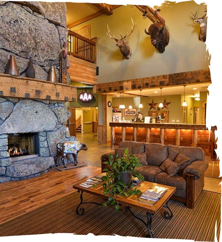 Lodging & Restaurant | Three Bear Lodge - West Yellowstone, MT